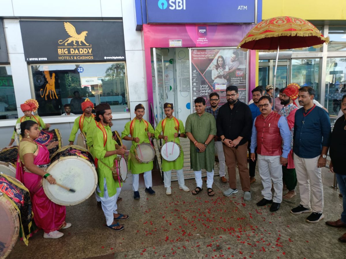 Shivendra Raje Bhosale, descendant of Chatrapati Shivaji Maharaj ...